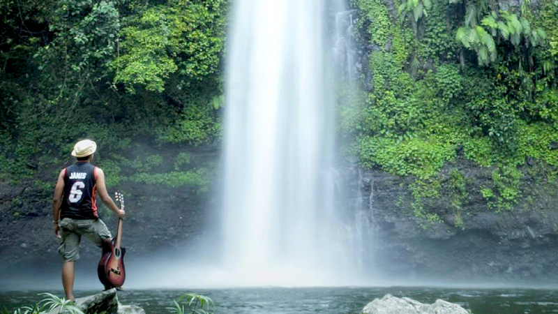 Menyepi Sembari Menikmati Keelokan Curug Gede Baturraden ...