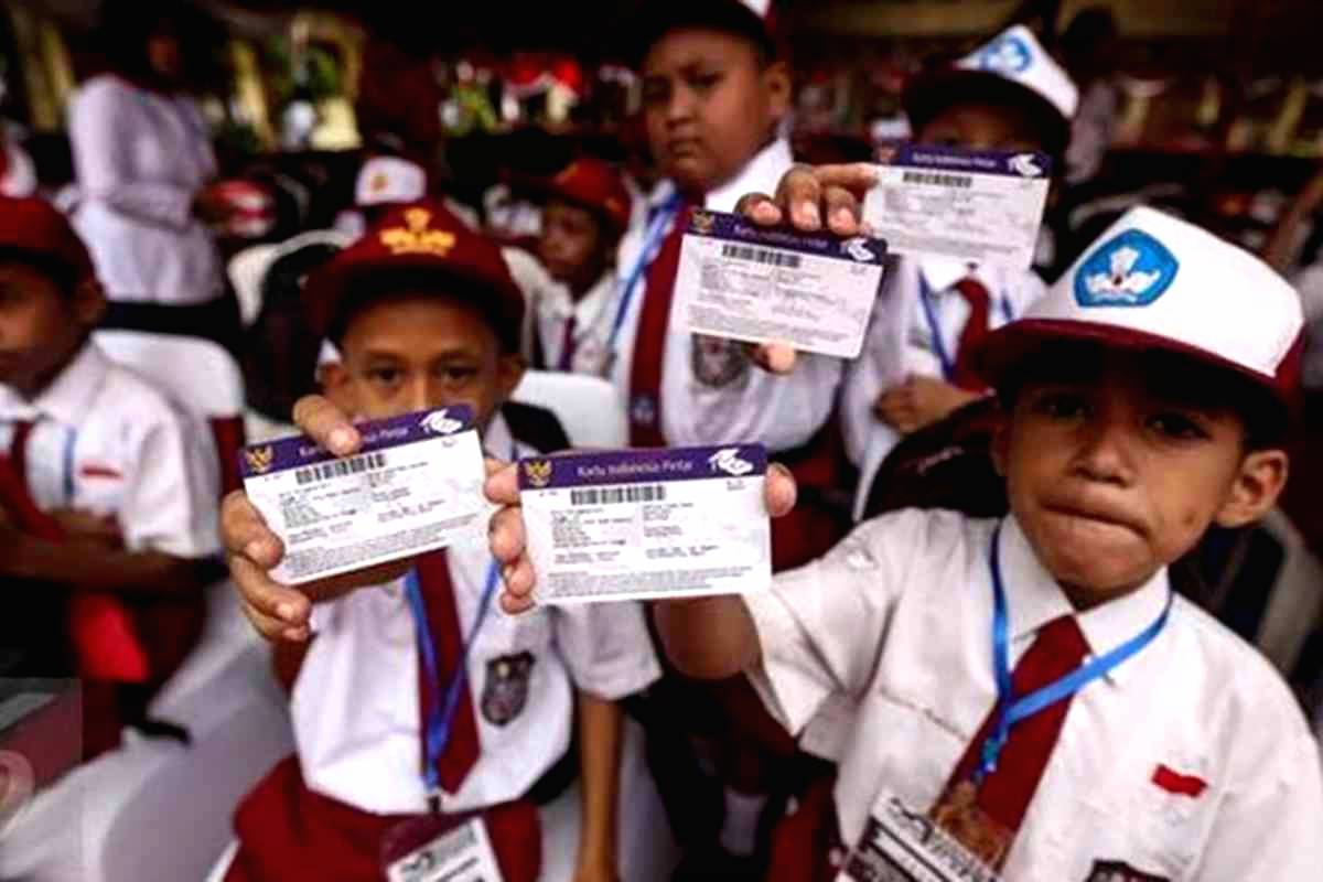 Dana PIP November 2025 Resmi Cair, Begini Cara Cek Tanda Bantuan Sudah ...