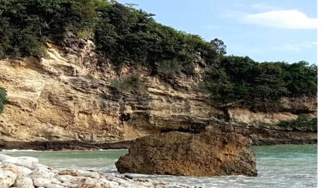 Daya Tarik Pantai Sawangan di Kebumen, Destinasi Wisata Pantai Favorit ...